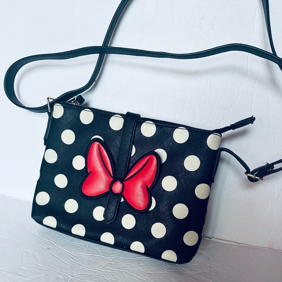 Disney | Bags | Disney Parks Minnie Mouse Polka Dot Purse With Bow ...